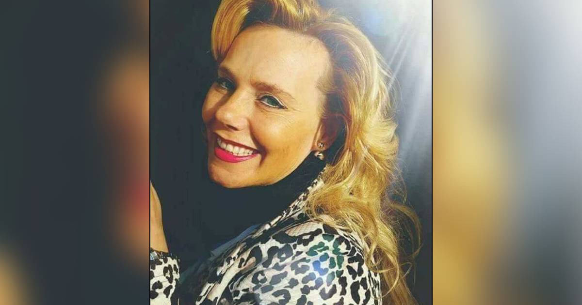 Brigitte (54) lag weken dood in huis, nu doen zoon Jordy en zijn vader ...