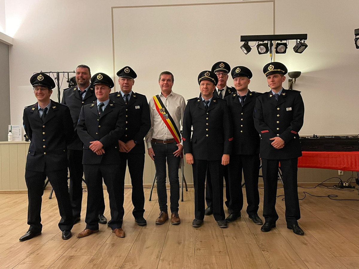 Postoverste zet brandweermannen in de kijker op feest van Heilige Sint ...