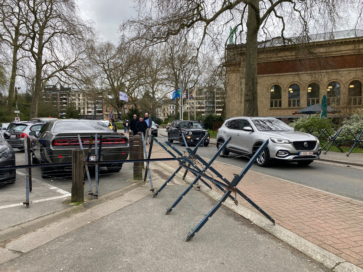 ICC wordt versterkte burcht om betogers weg te houden van congres ...