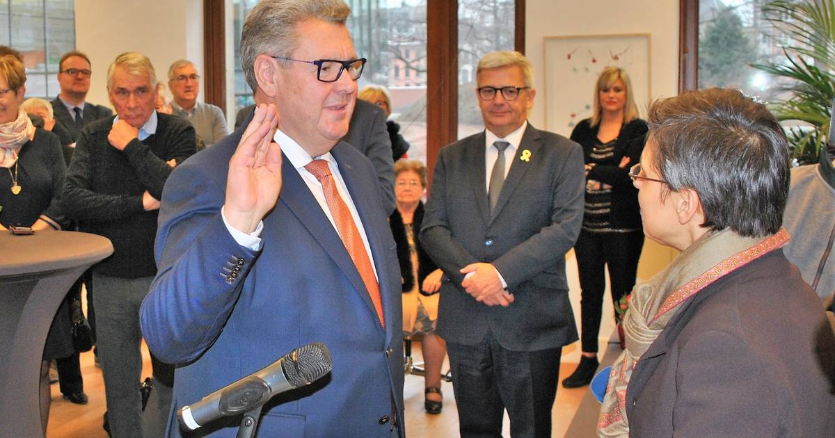 Burgemeester Marc Van Aperen (65) stopt na 2024: “Het is een prachtjob ...