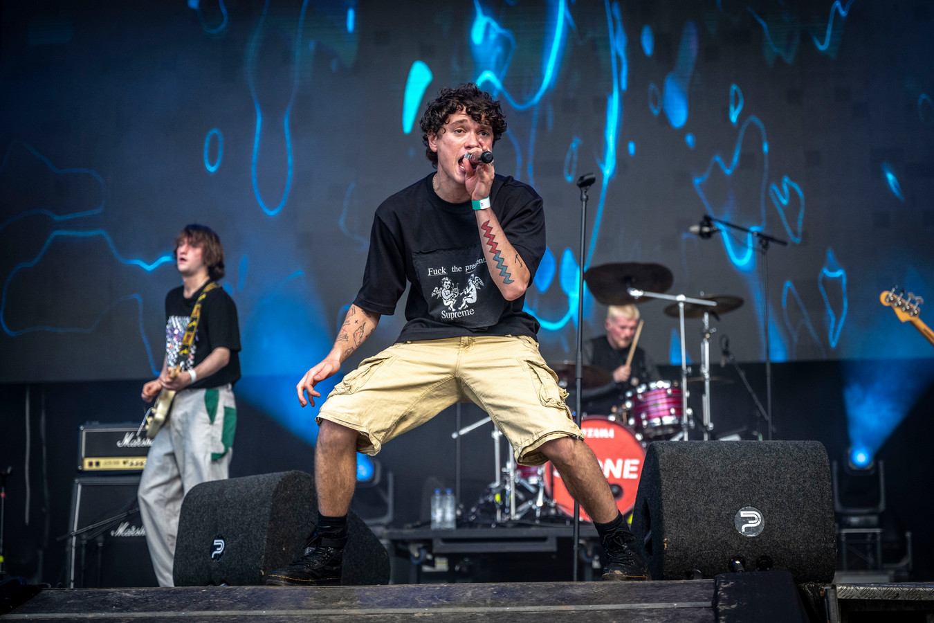 Dit was dag één van Vestrock: dansen in de tent, genieten van The Kooks ...