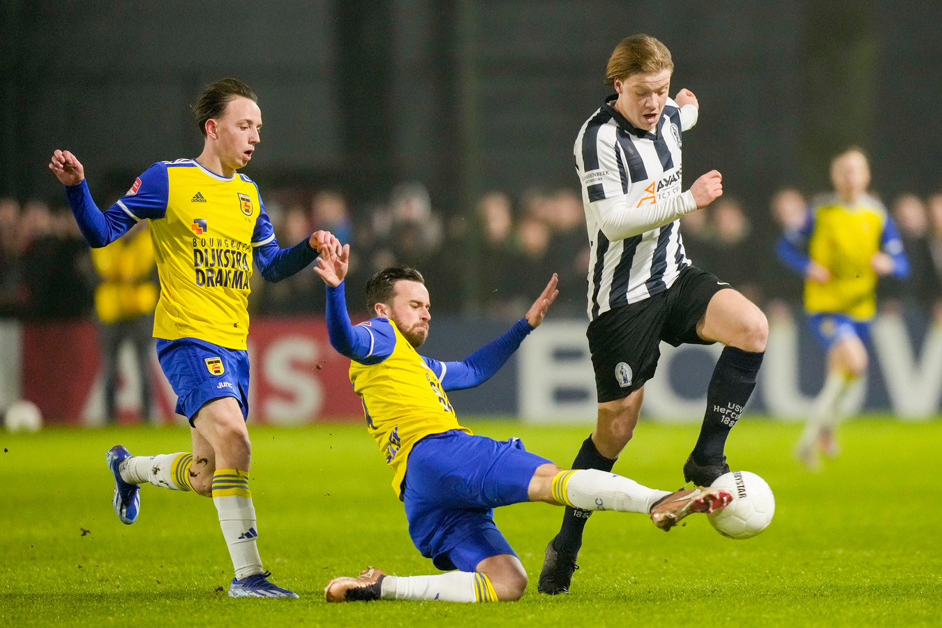 Clubman en Ajax-beul Tim Pieters blijft Hercules trouw: ‘Ik heb het ...