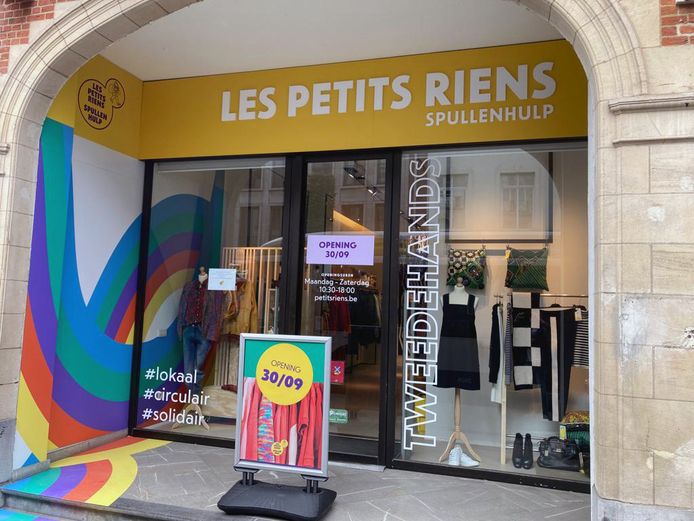 Spullenhulp-Les Petits Riens opent zaterdag winkel in Bondgenotenlaan: “We hebben ons eigen ...