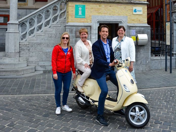 Met de scooter door de Westhoek: “Twee nieuwe routes” | Poperinge | hln.be