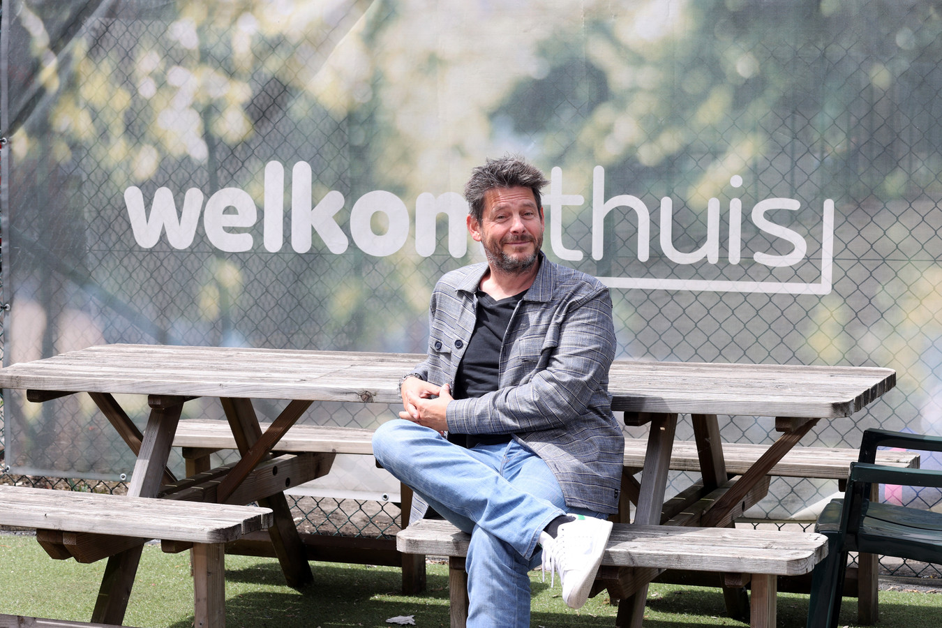 ‘Familie’-pionier Erik Goossens debuteert in ‘Thuis’: “Wat een ...