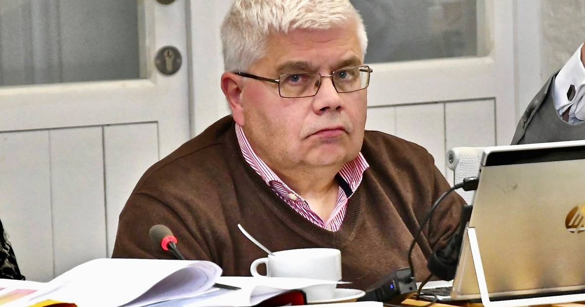 Eric Algoet gaat met pensioen: stad Menen zoekt nieuwe algemeen directeur | Menen | hln.be