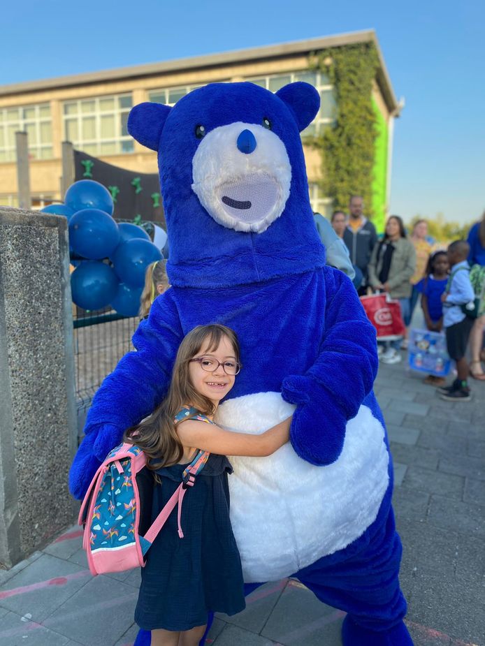 Eerste schooldag: Warme William op bezoek in De Nieuwe Arend | Aalst ...