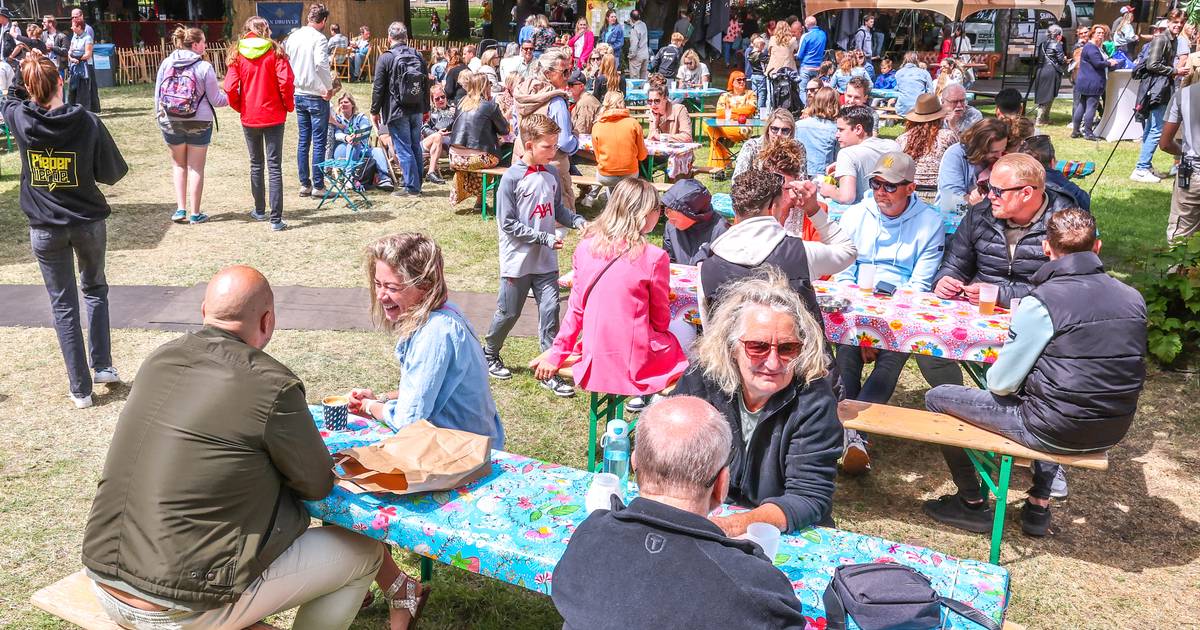 Patat met truffelmayo kost zeven euro op festival in Apeldoorn: ‘Wat ik ...