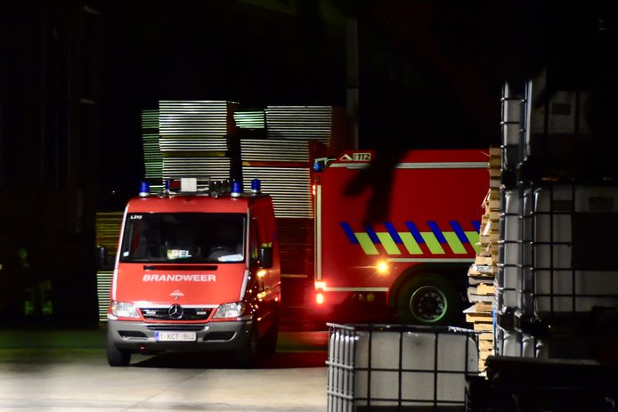 Brandweer rukt uit voor oververhitte machine bij Cras Woodshop ...