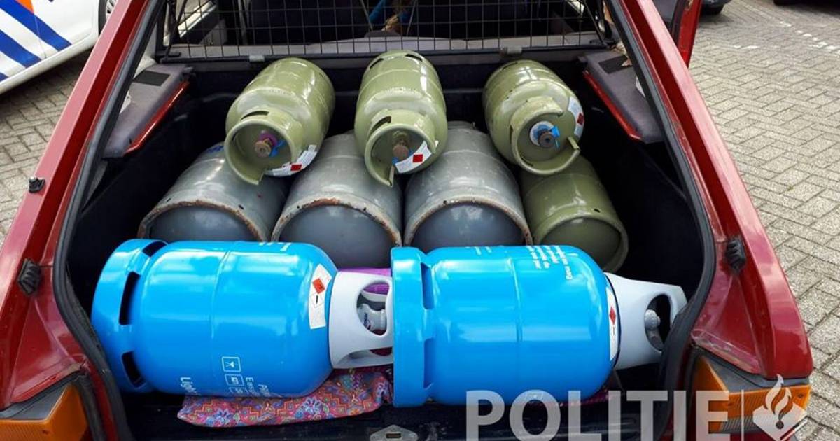 Auto met 13 gasflessen van de weg gehaald in Oldenzaal | Oldenzaal ...