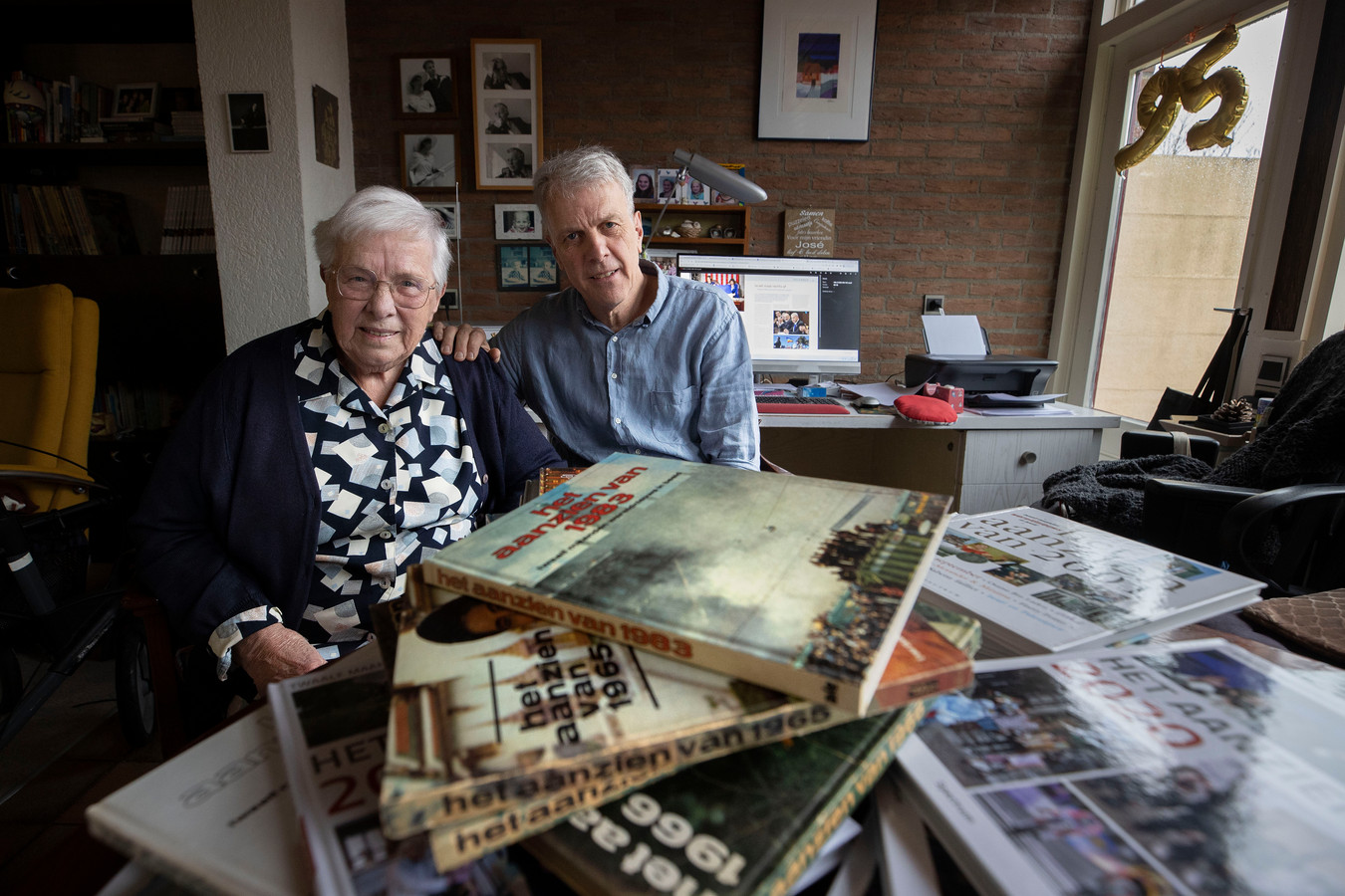 Veldhovenaar Han stopt na 40 jaar met jaaroverzicht Het aanzien van ...
