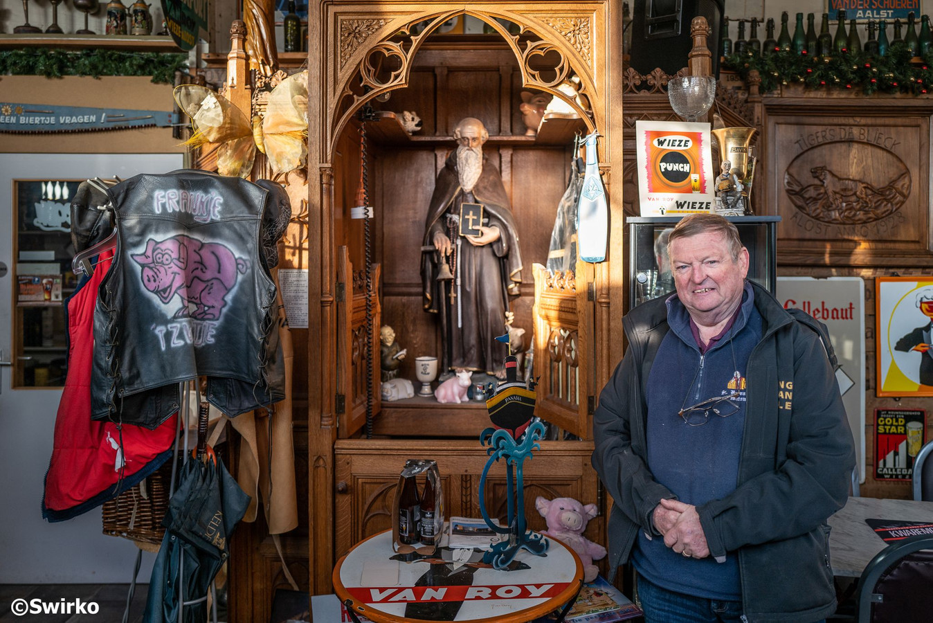 Marc (69) hoopt dat zijn klein ‘Varkensmuseum’ extra boost krijgt na ...