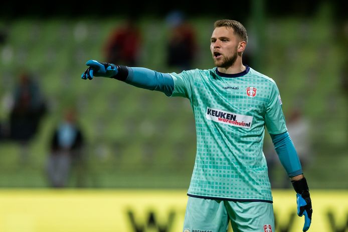 Bossin is vaste waarde tussen de palen bij FC Dordrecht, maar doelman ...