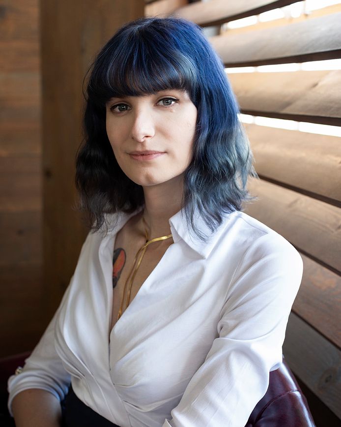 Bekende Amerikaanse stemactrice Kayleigh McKee komt naar Heroes Made in ...