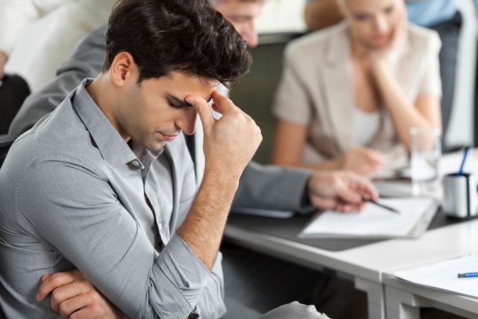 Opinie bedrijfsarts: ‘Signaleer burn-out bij jongwerkenden tijdig ...