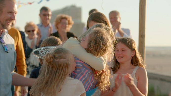 Cato (12) kroont zich tot winnaar van Junior Bake Off Vlaanderen: “En ...