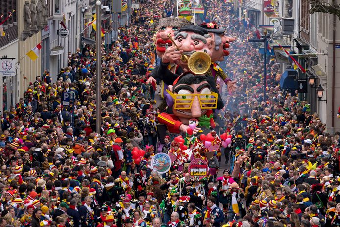 Extreme drukte zet elf-elf en carnaval in Oeteldonk onder druk: ‘We ...