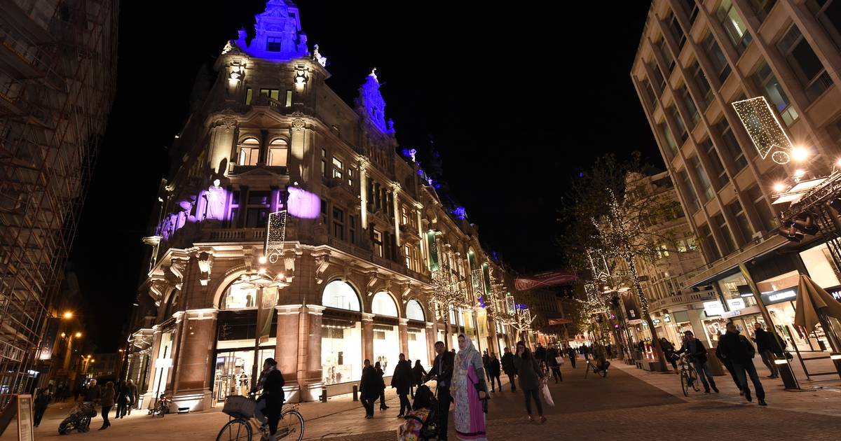 Gevel Inno opnieuw in volle glorie te bewonderen | Antwerpen | hln.be