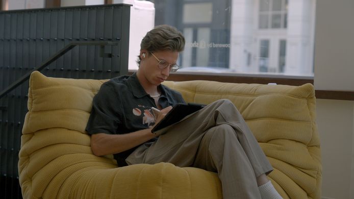 Streamz lanceert trailer van nieuwe docu 'Is Crypto het Nieuwe Goud ...