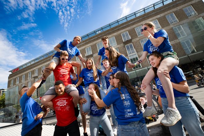 Spijkerpoepen en eierlopen: Fontys-studenten maken ‘mooi begin’ van hun ...