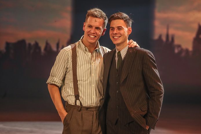 Dorian Liveyns speelt samen met z'n lief James Cooke in '40-45': "James ...
