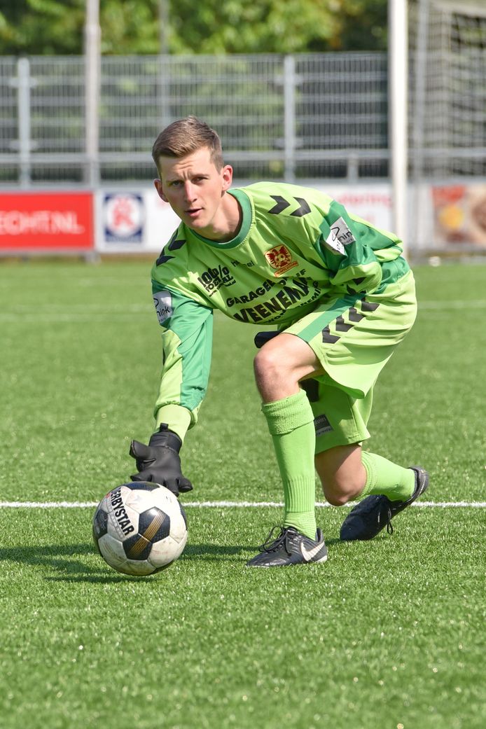 Koopmans (18) toegevoegd aan selectie CSV Apeldoorn | Amateurvoetbal ...