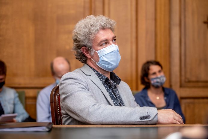 Alain Maron: “Pas de retard dans l'introduction du Covid Safe Ticket ...