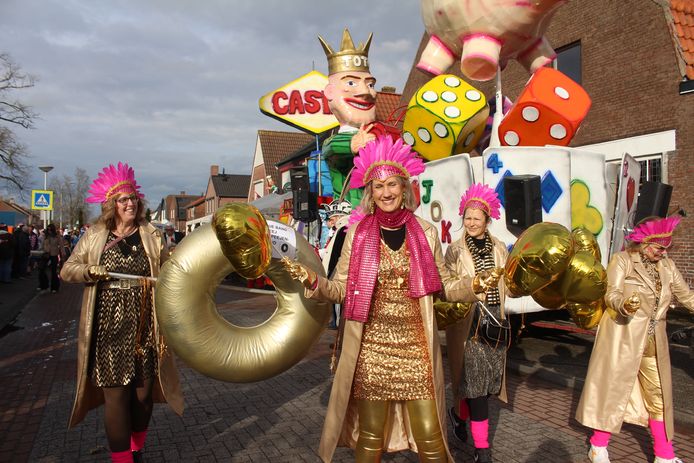 Mangelpeejenlaand gieng vor goud | Carnaval | bndestem.nl
