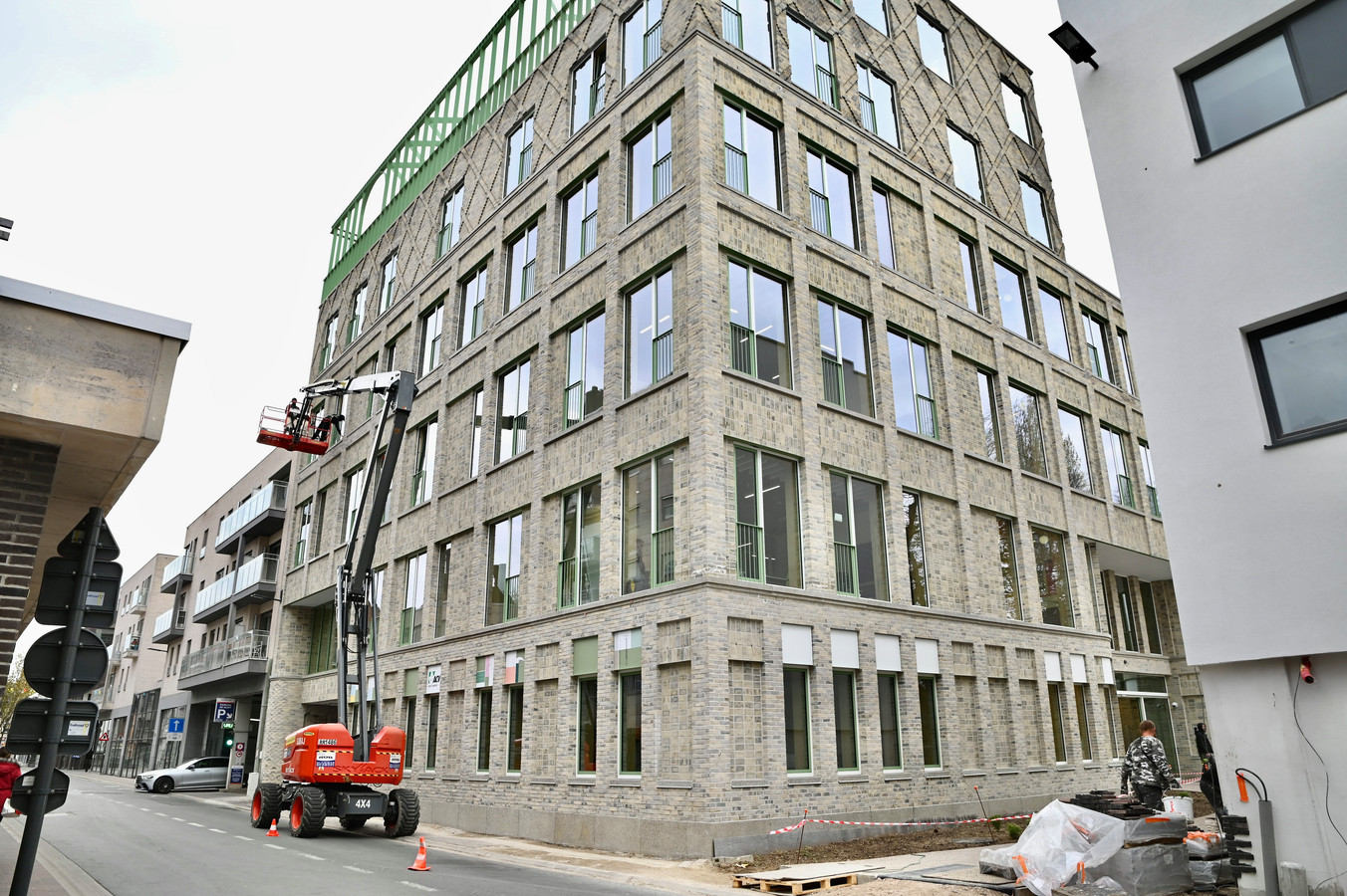 ACV West-Vlaanderen neemt nieuwe hoofdzetel in gebruik: “Jaar ...