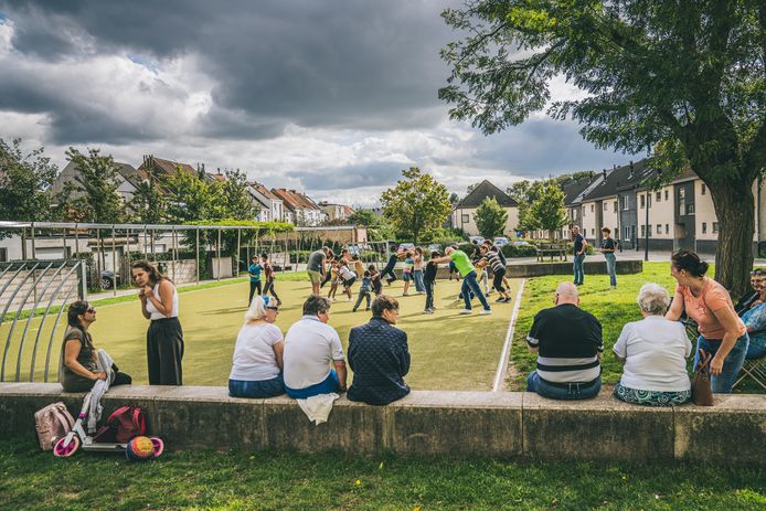 Politie ‘op de vuist’ met kinderen in Ledeberg: “Zorgt voor meer ...
