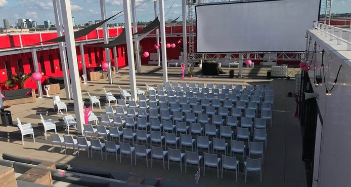 Films kijken in de openlucht: dak van Pathé Leidsche Rijn gaat vanavond ...