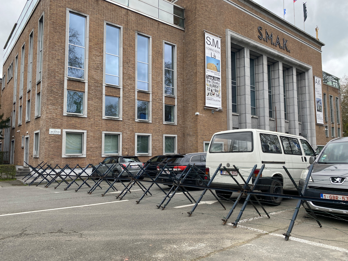 ICC wordt versterkte burcht om betogers weg te houden van congres ...