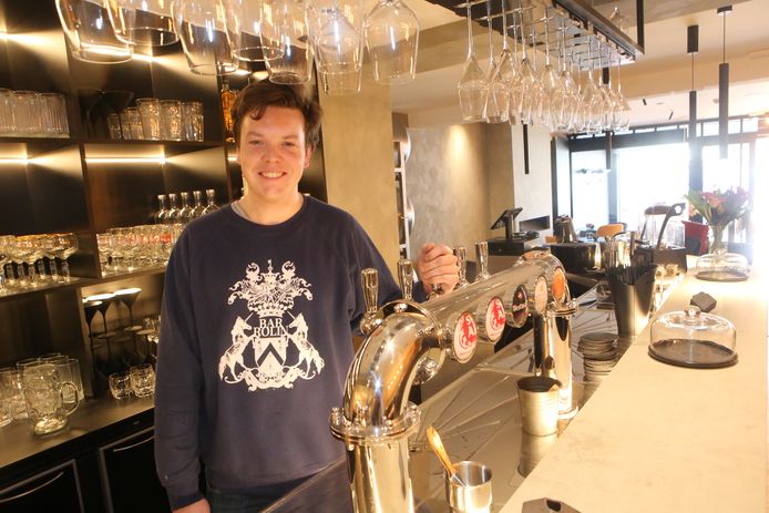 Bar Rolin op de Grote Markt in Tienen: Waar het bier uit een tank komt ...