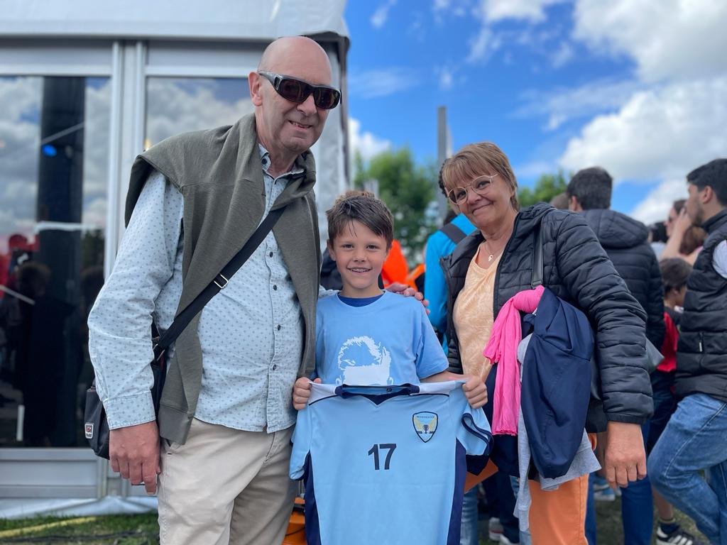 Kevin De Bruyne rondt signeersessie vroeger dan verwacht af: “Jammer ...