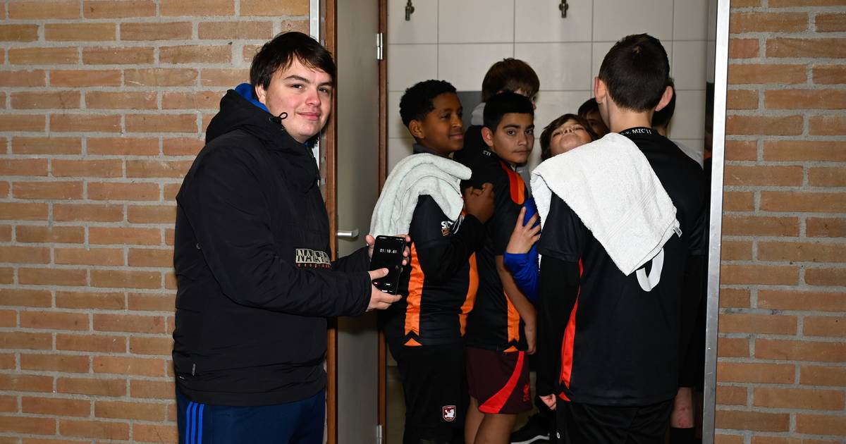 Streng douchebeleid bij grootste sportvereniging op Schouwen-Duiveland ...