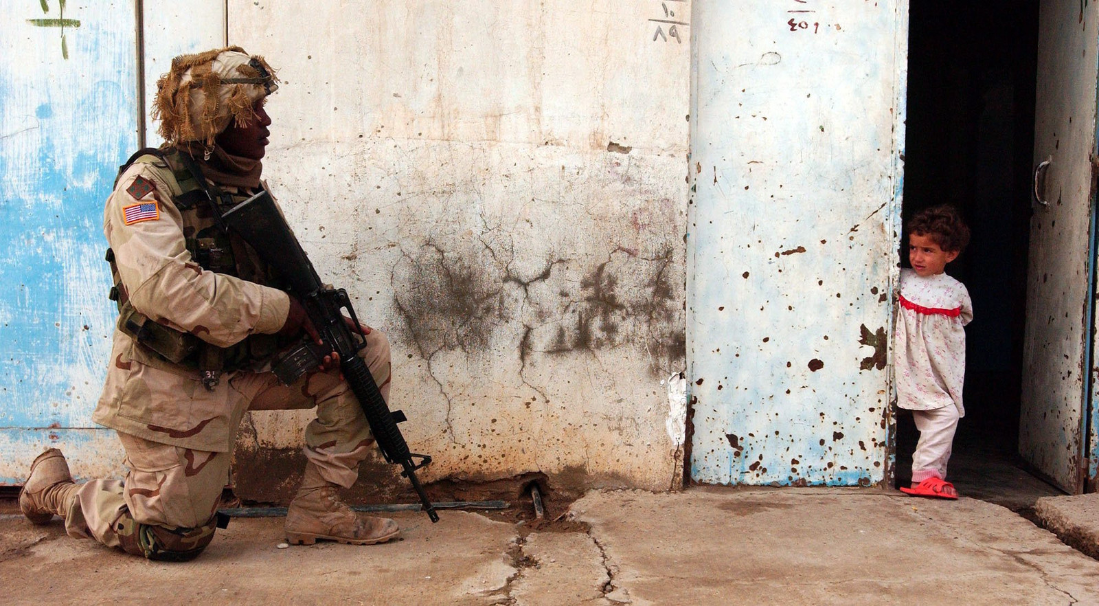 Twintig jaar geleden vielen VS en Groot-Brittannië Irak binnen | Foto ...