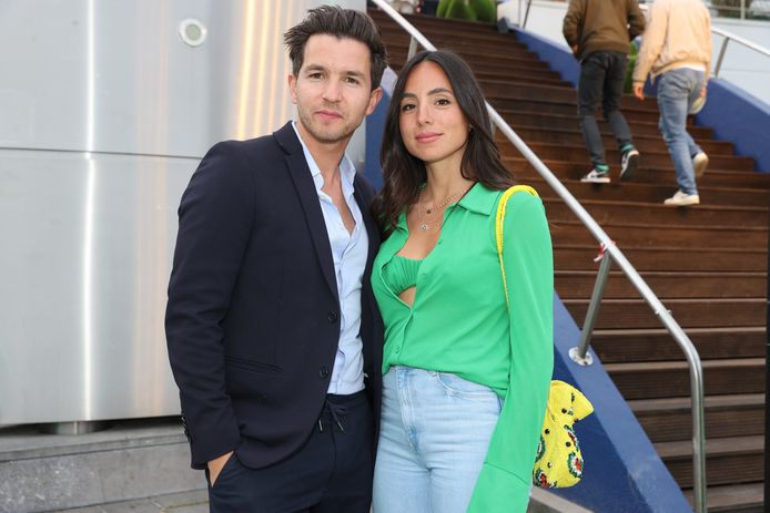 IN BEELD. Première van Streamz-reeks ‘Nonkels’ herenigt de cast van ...