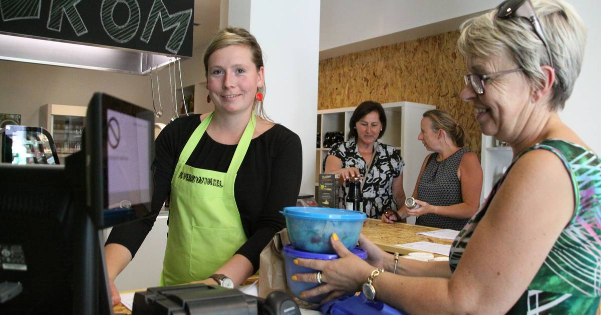 Sarah wint eigen zaak en opent 'De Verswinkel' | Regio | hln.be