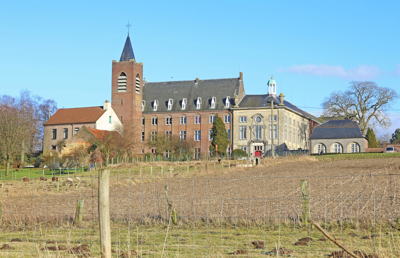 Afscheid van dom Wilfried: Abdij Affligem telt nu maar 6 monniken meer ... Afscheid van dom Wilfried: Abdij Affligem telt nu maar 6 monniken meer ...