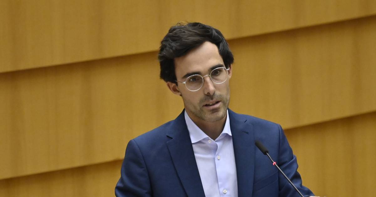 Kristof Calvo cède la présidence des députés Groen | Belgique | 7sur7.be