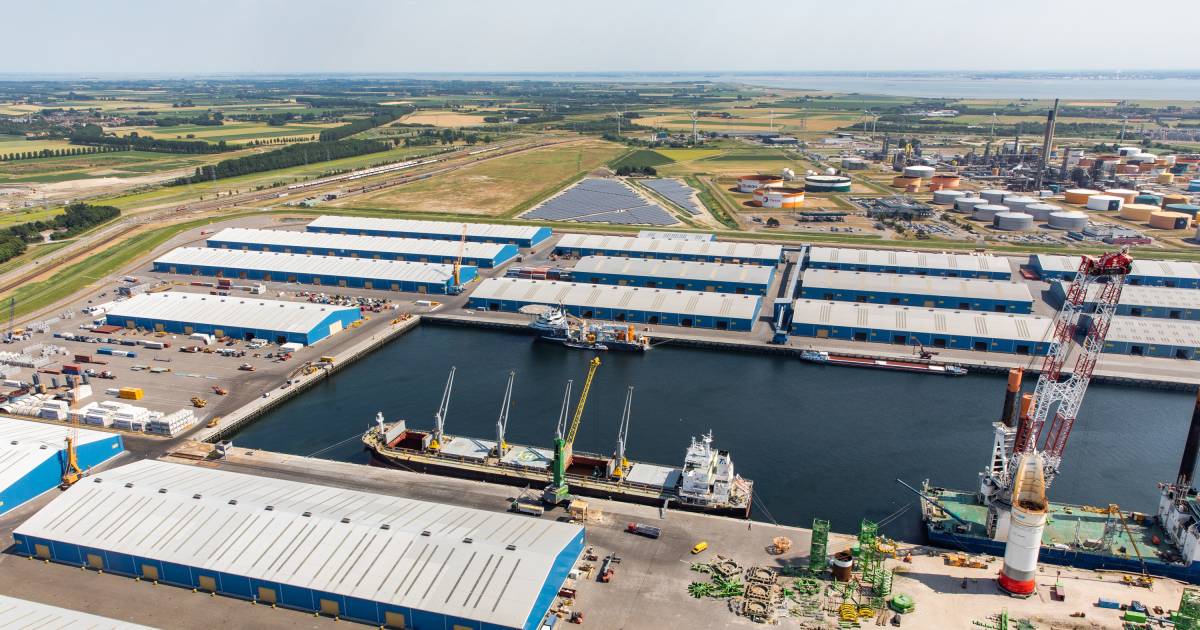 Bonden dreigen met acties bij Verbrugge Terminals: ‘Cao-bod directie ...