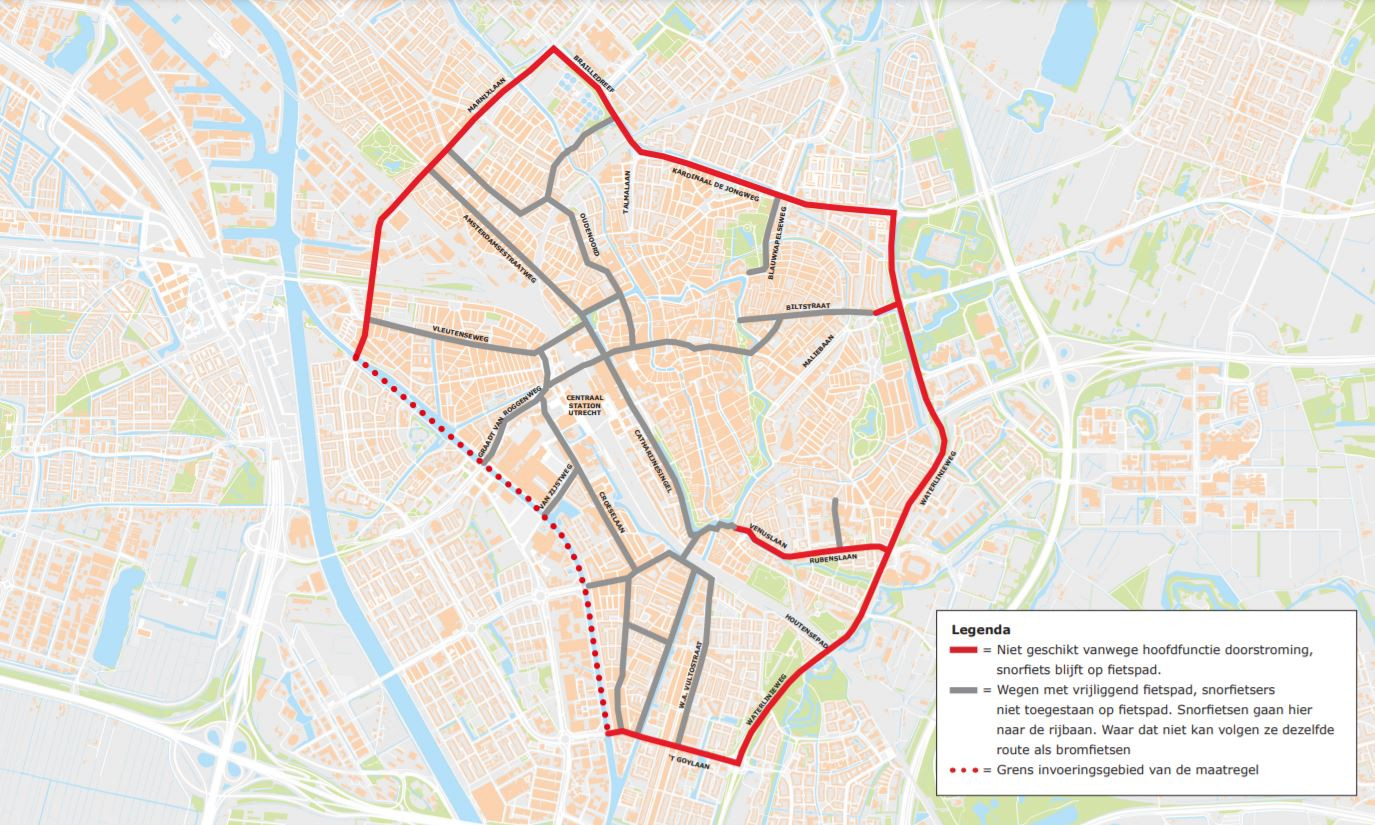 Straks verplicht met een snorfiets op de rijbaan: Sarah en Laura vinden ...
