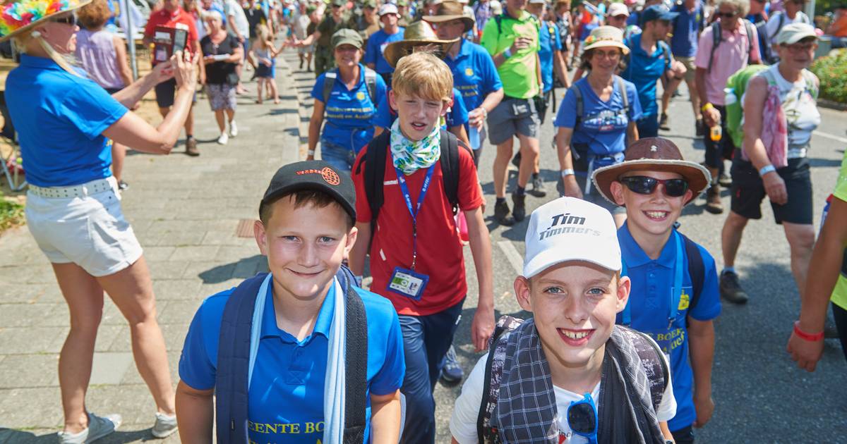 Tim (11) uit Venhorst is een van jongste deelnemers aan de Vierdaagse ...