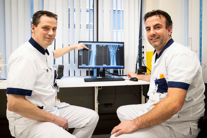 Hoe een glibberavond alles en iedereen overviel in Twente: ‘Nog nooit ...