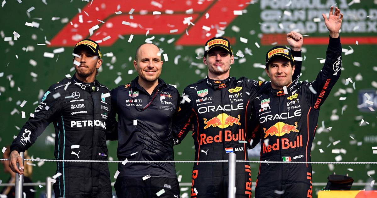 Wereldkampioen Max Verstappen na sensationele zege alleenheerser met veertien overwinningen ...