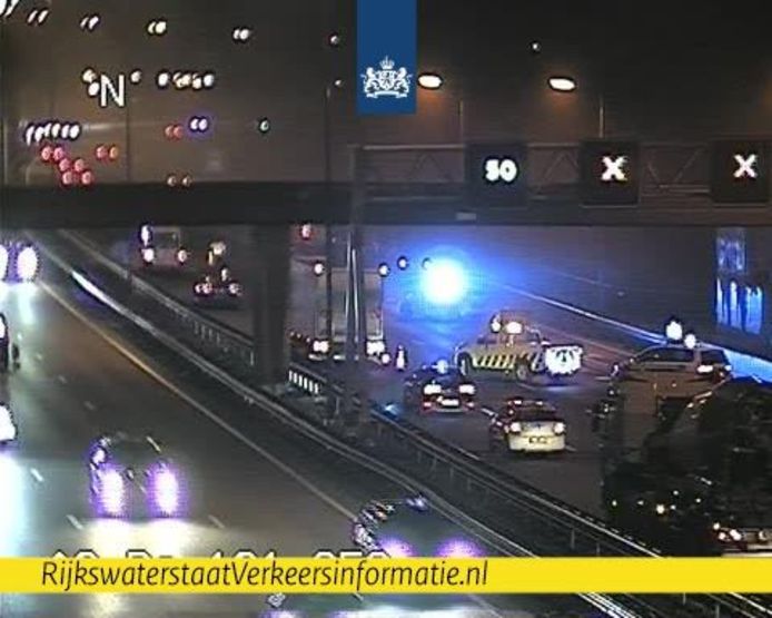 Ongeluk met meerdere voertuigen op A2 bij Vught | Den Bosch, Vught | bd.nl