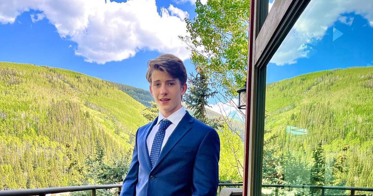 Acteur Tyler Sanders plots overleden op 18-jarige leeftijd | Showbizz ...