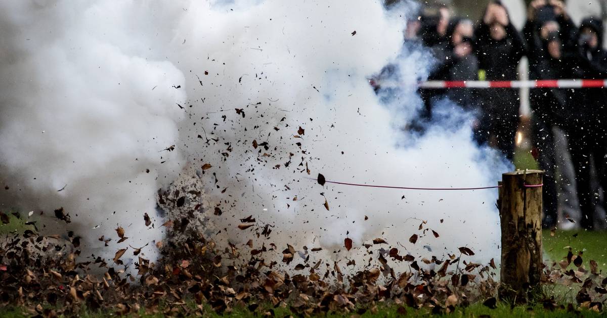 Recordhoeveelheid verboden vuurwerk in beslag genomen, politiebond ‘houdt hart vast ...