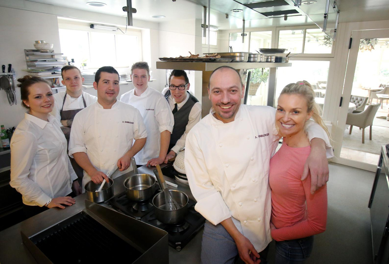 "Dankzij mijn vader heb ik de stiel geleerd" | Foto | hln.be