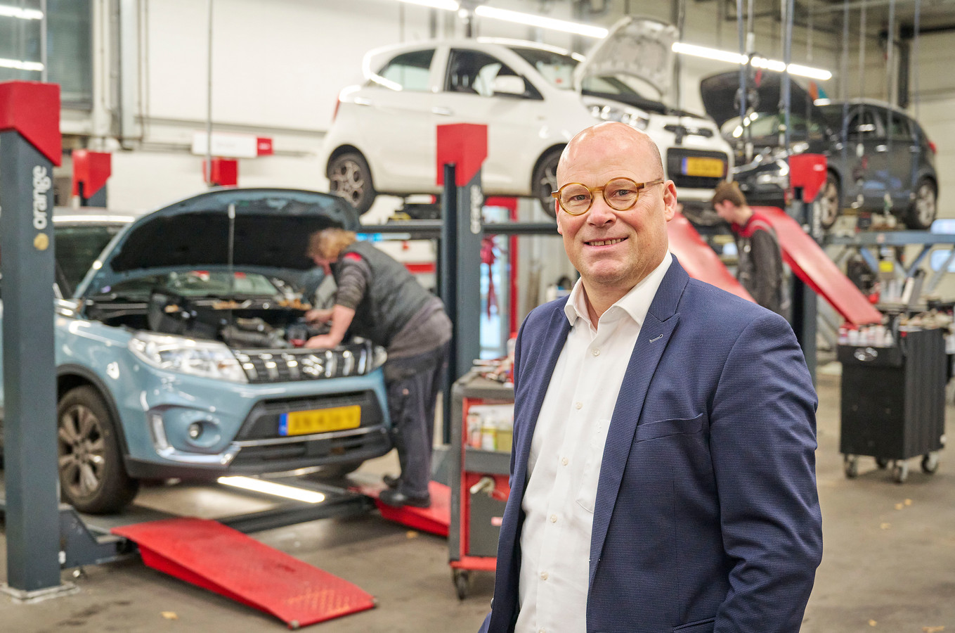 Een op de vijf auto’s in de regio komt van dit autobedrijf: ‘We willen ...